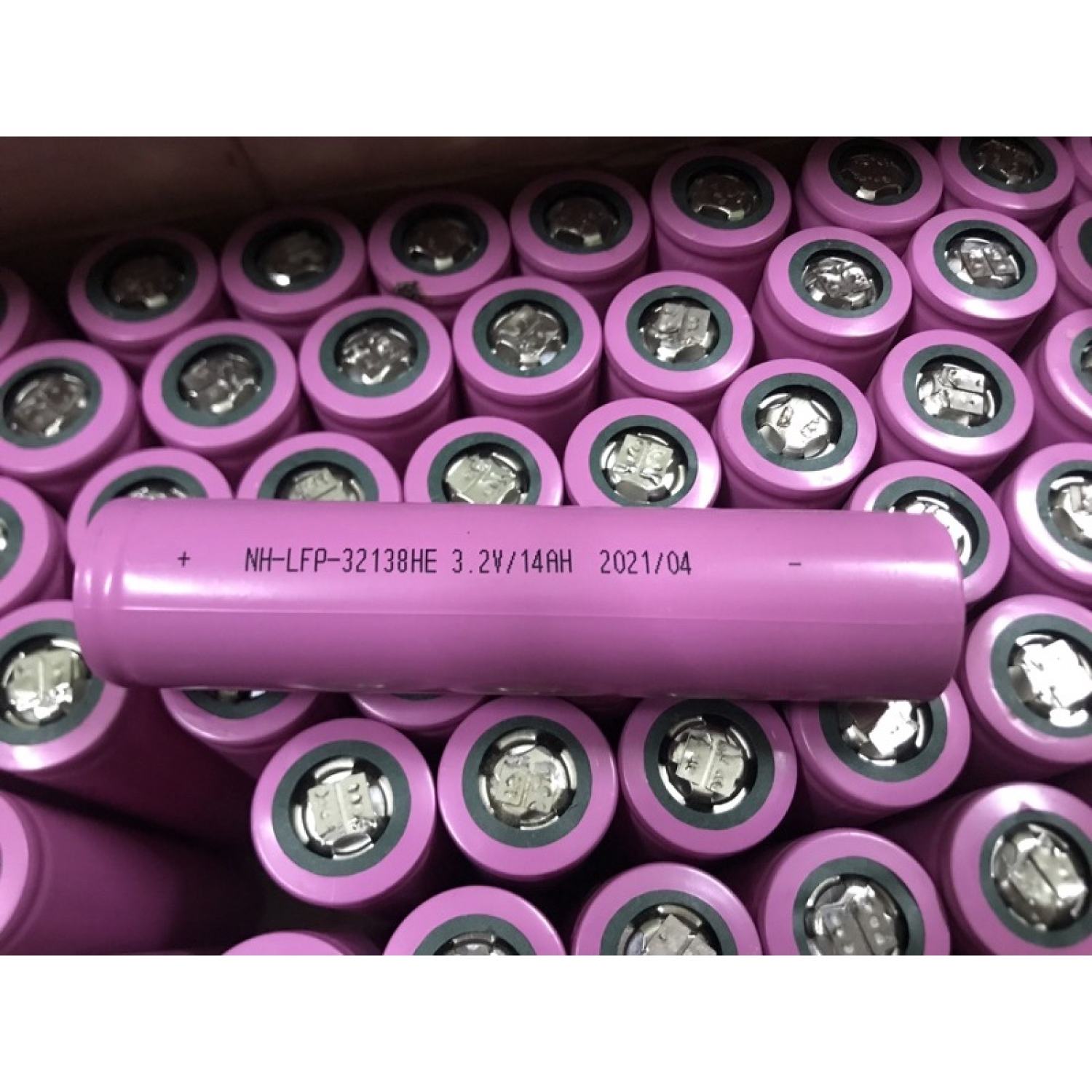 pin lithium Lifepo4 33140 15Ah 3.2V kèm khung - Pin Lithium