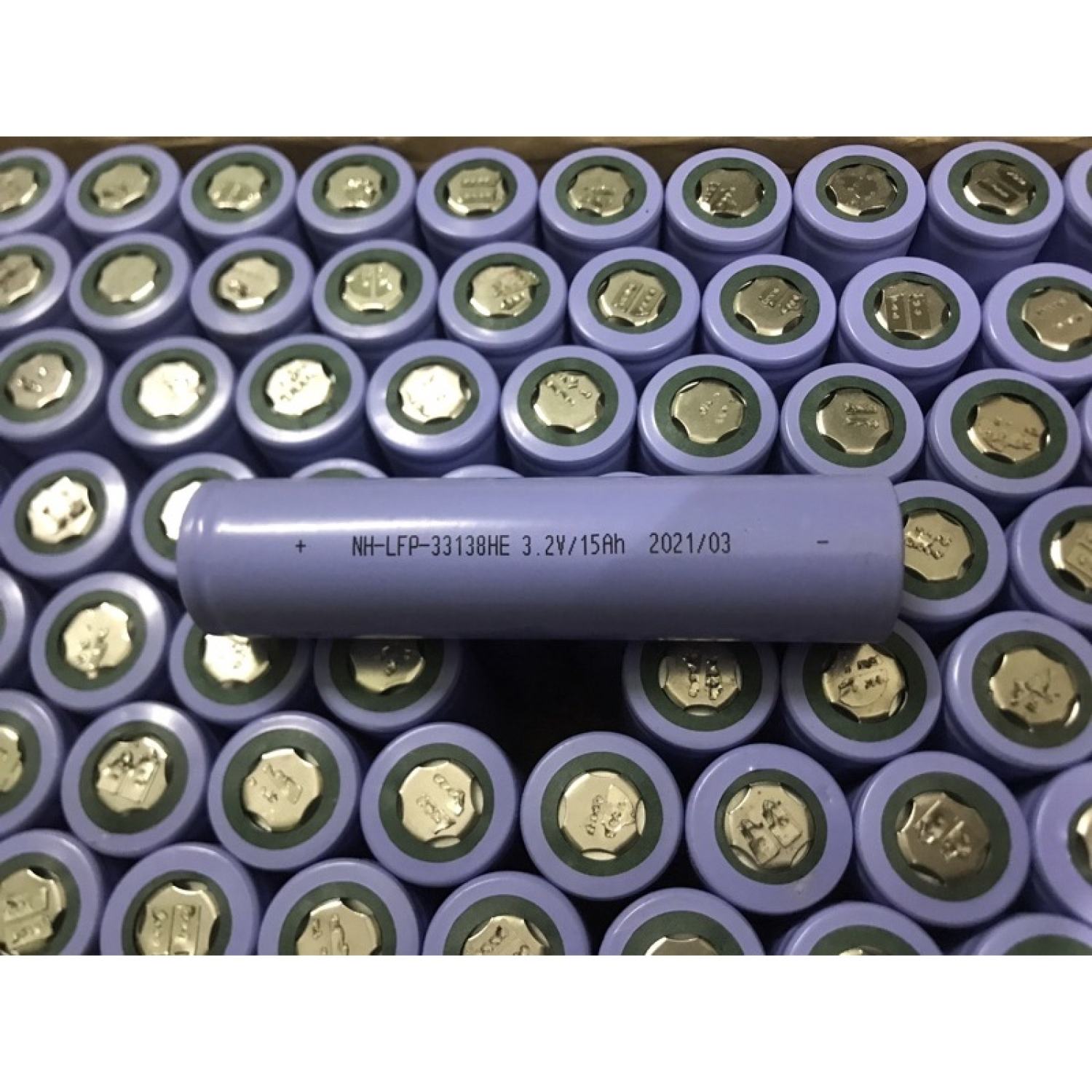 pin lithium Lifepo4 33140 15Ah 3.2V kèm khung - Pin Lithium